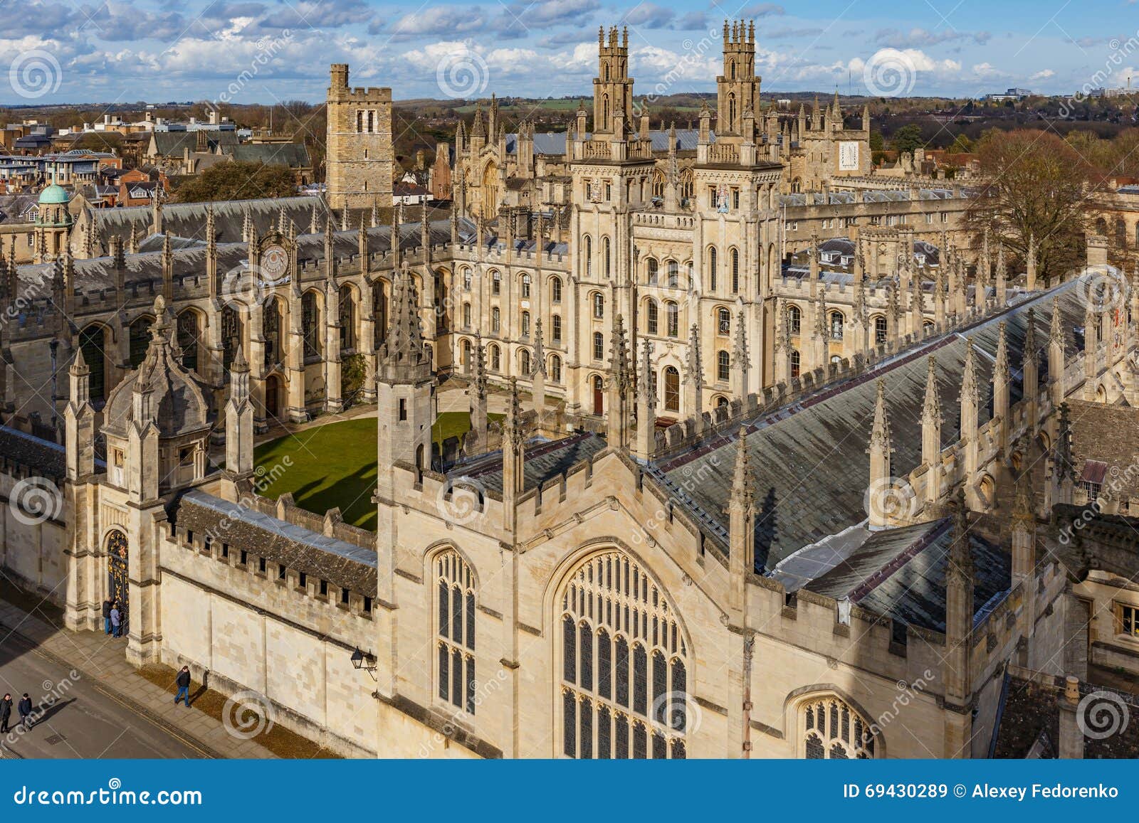 Oxford in spring morning stock image. Image of college - 69430289