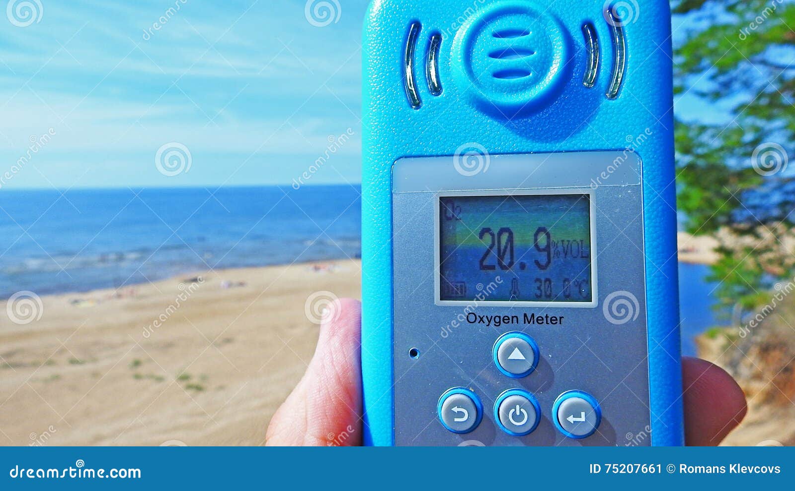 Oxygen level in air. stock image. Image of oximeter, ozone - 75207661