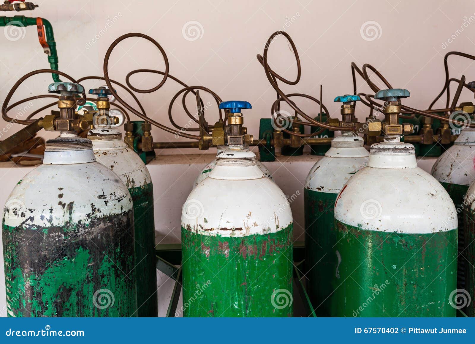 Reusable Gas Tanks Refills Chemical Products Under Pressure Empty ...
