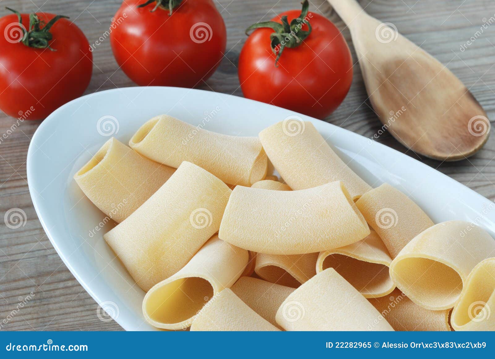 Paccheri - italian pasta stock image. Image of artisan - 22282965