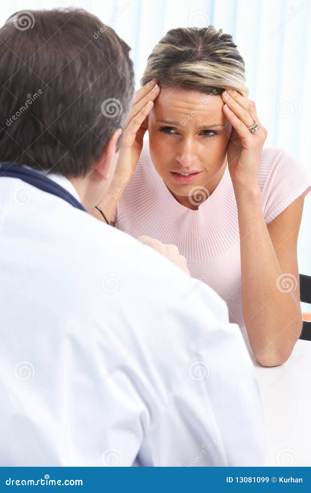 Paciente Del Doctor Y De La Mujer Imagen de archivo - Imagen de médico ...