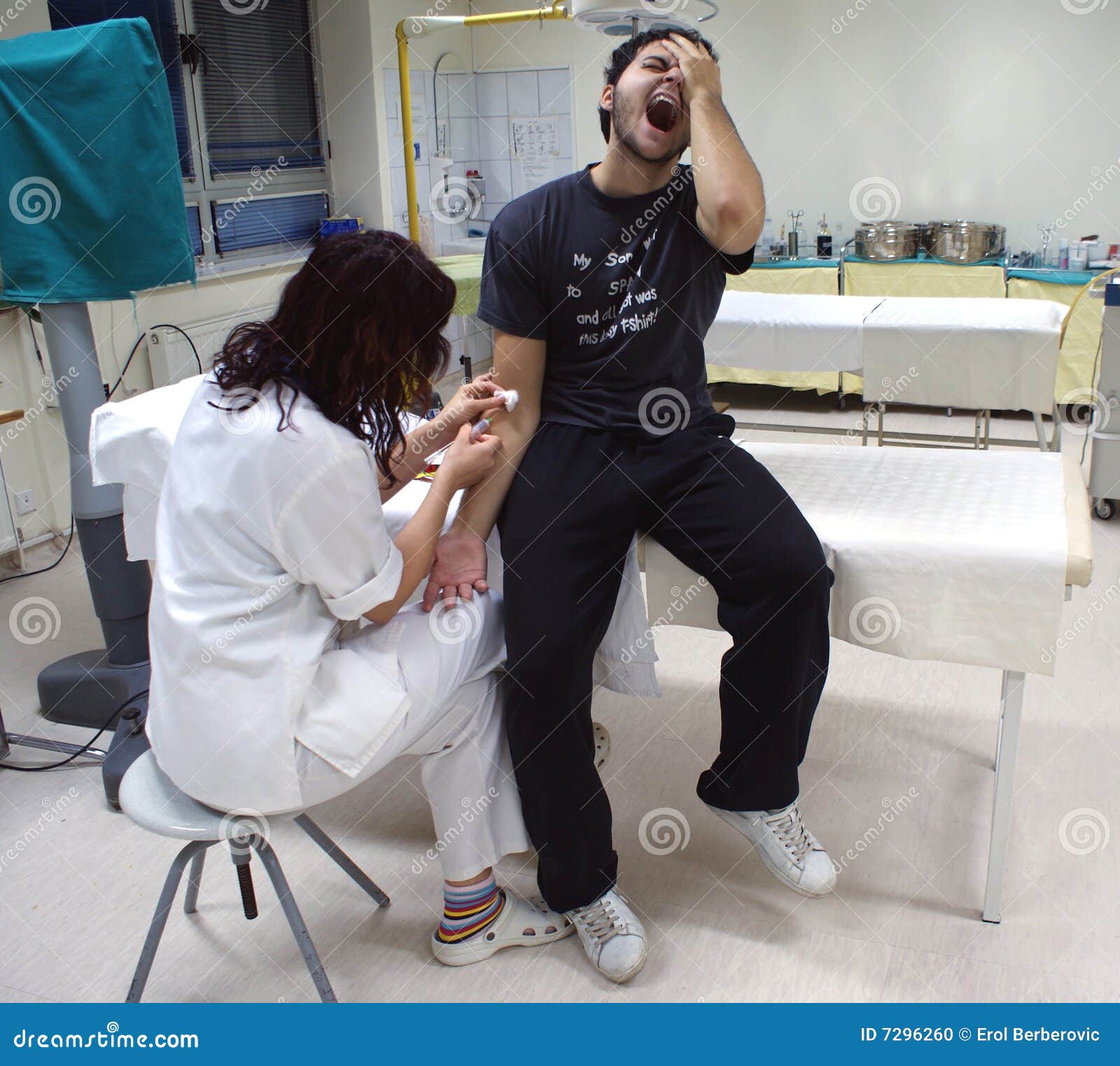 Paciente en dolor foto de archivo. Imagen de paciente - 7296260