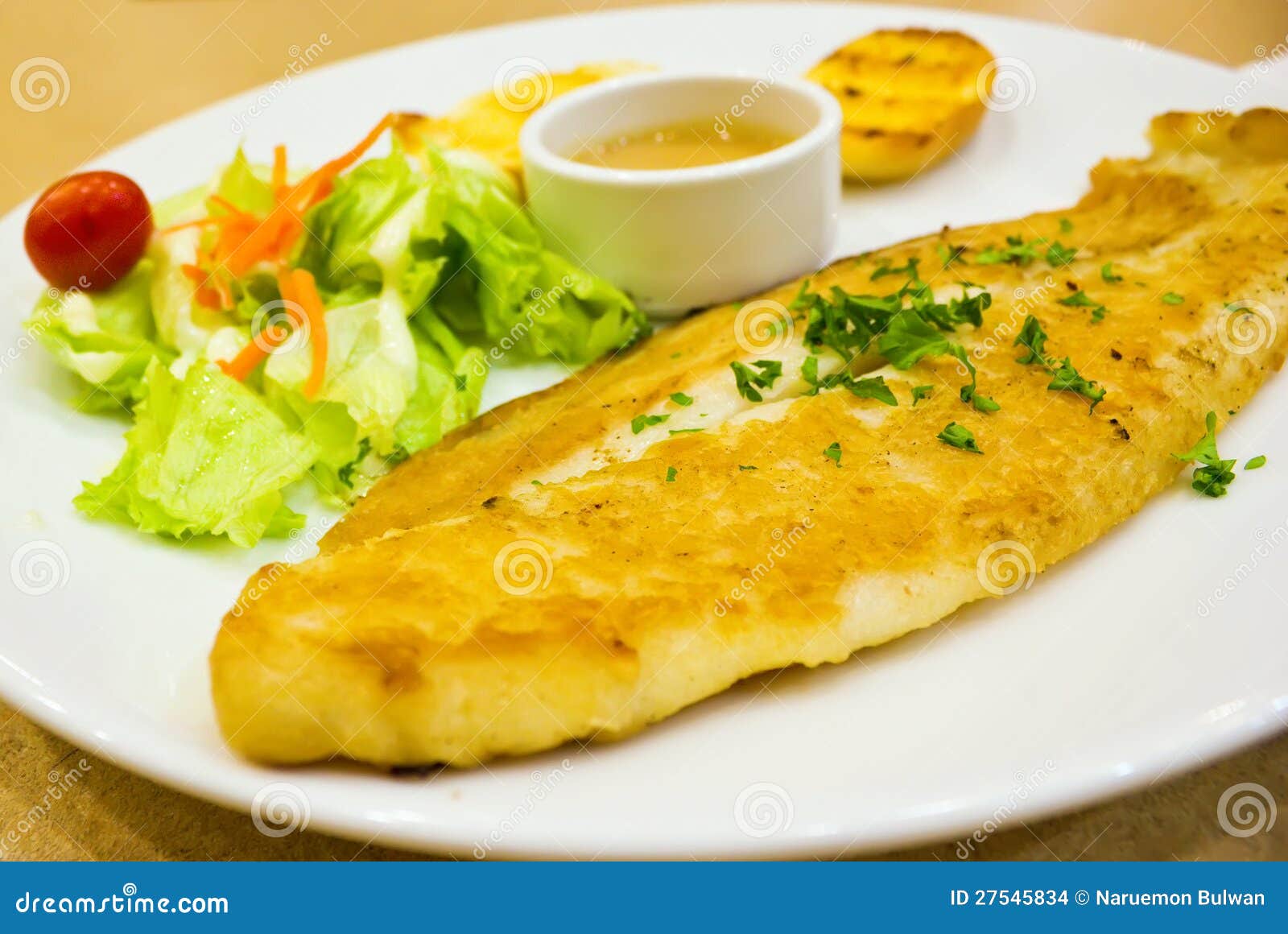 Pacific Dory Fish Steak with Salad Stock Photo - Image of portion, food ...