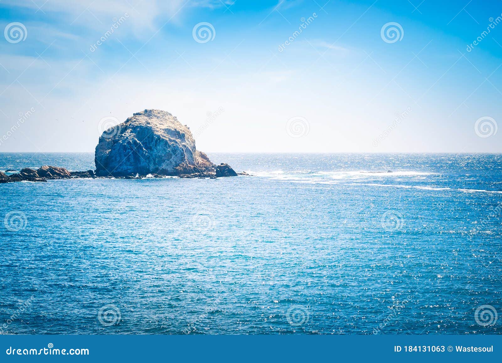Pacific ocean in Chile stock image. Image of outdoor - 184131063