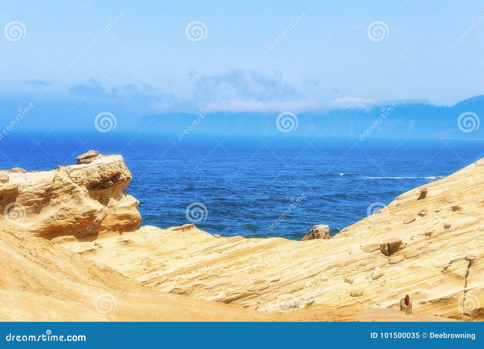 Pacific Ocean Viewed from Sandstone Cliffs Stock Image - Image of city ...