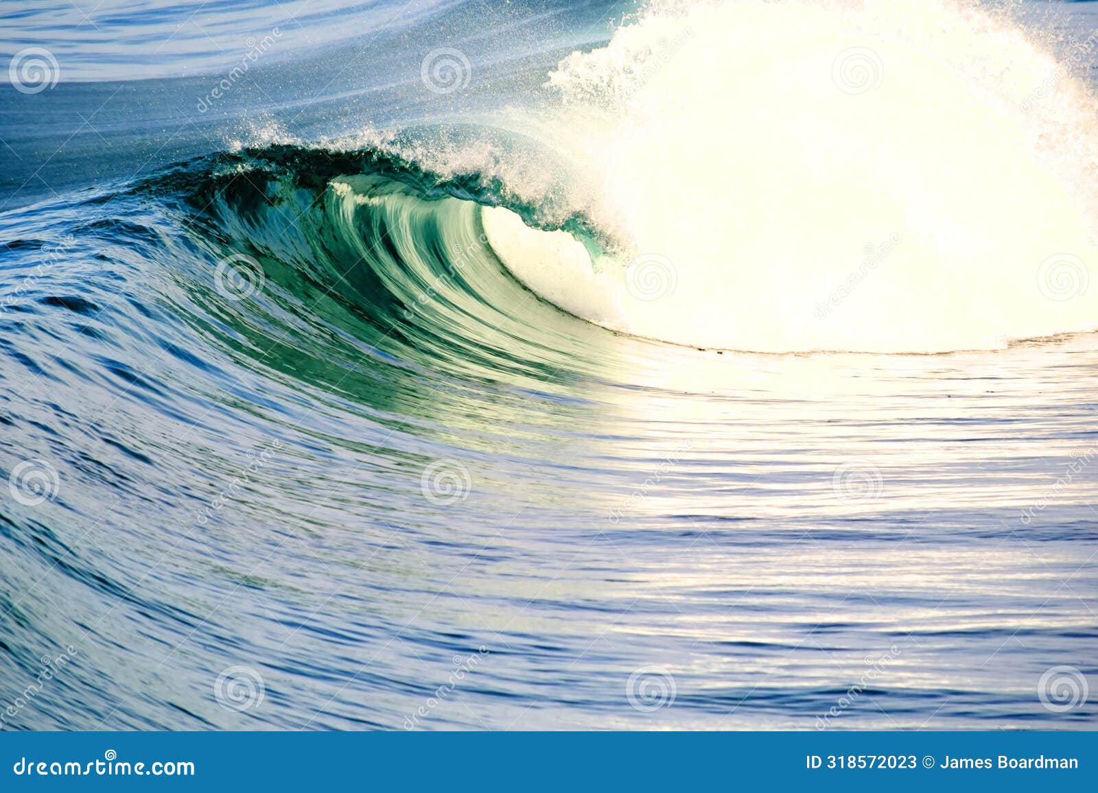 Pacific Ocean Waves Rolling in Stock Image - Image of pacific ...