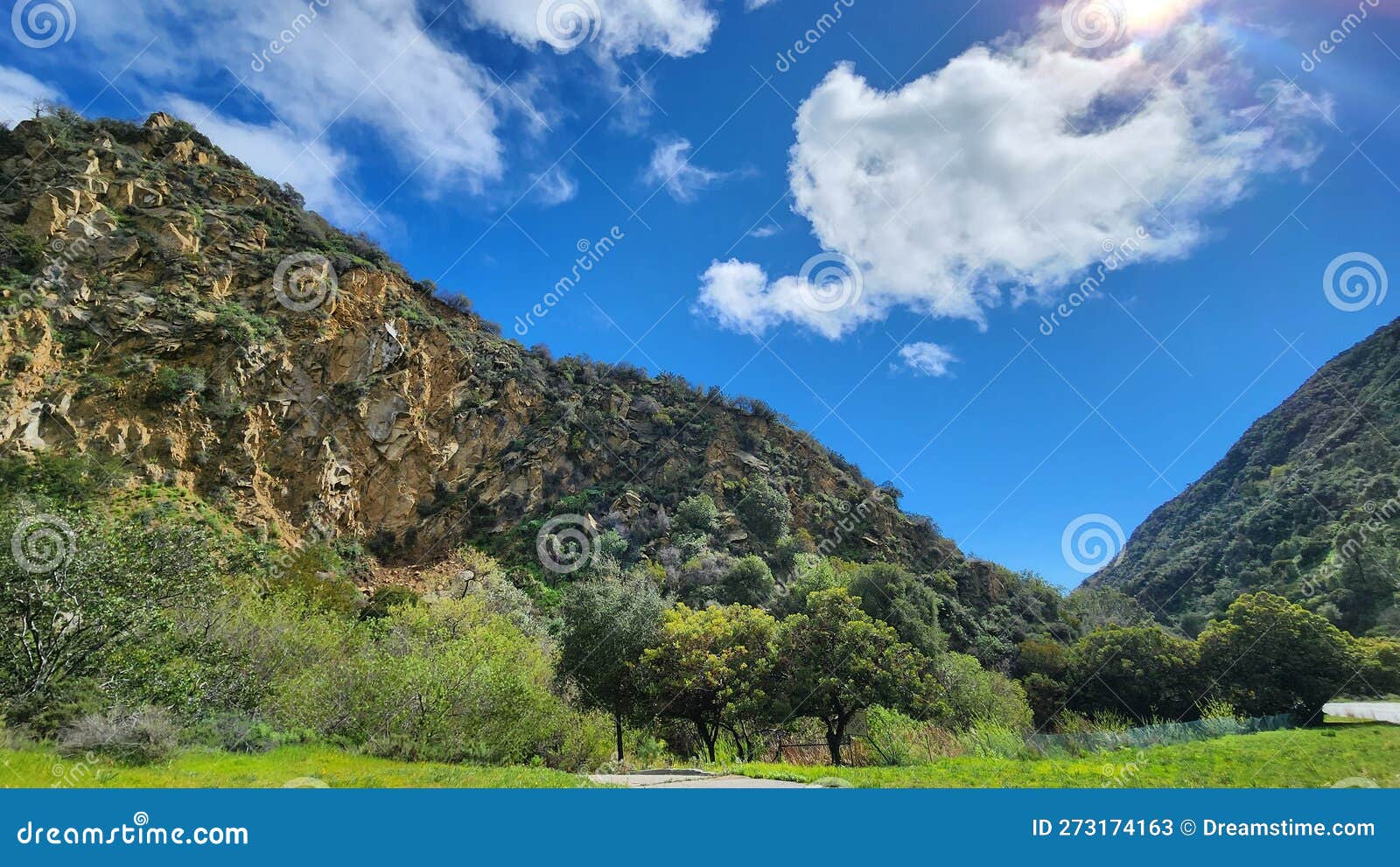 Pacific Palisades Mountains Photo Stock Image - Image of mountain ...