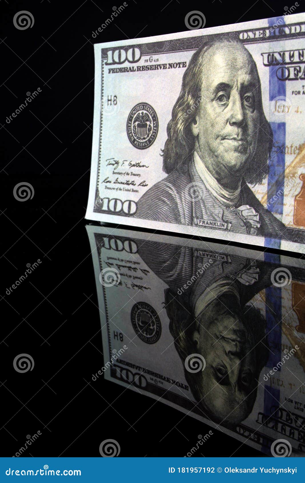 Pack of Hundred Dollar Bills with Reflection Stock Photo - Image of ...