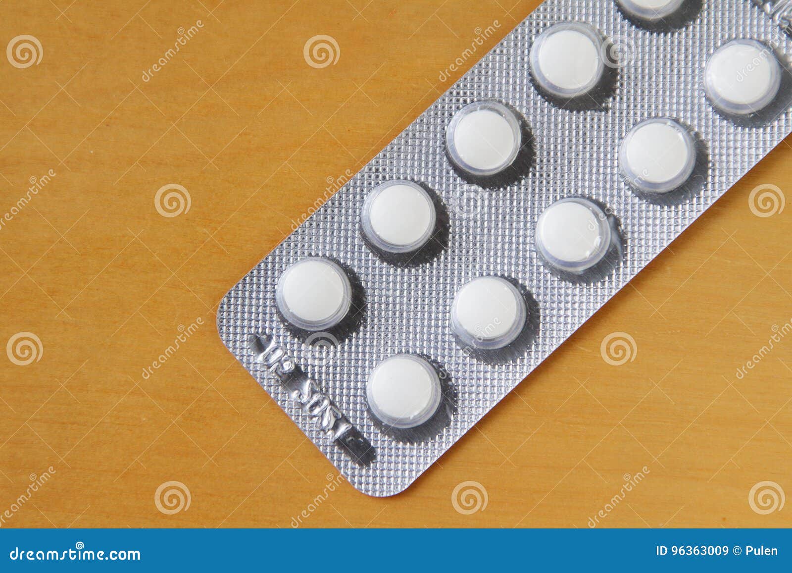 Pack of white pills stock image. Image of brown, drugs - 96363009