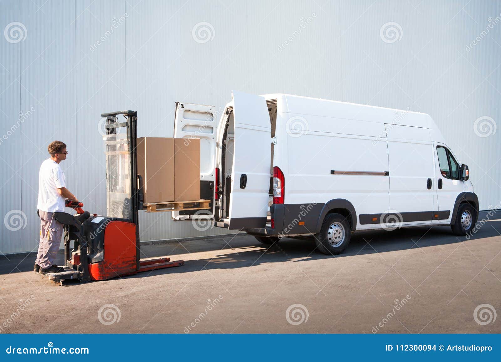 Package Loading, the Shipment Has Been Processed in the Parcel Center ...