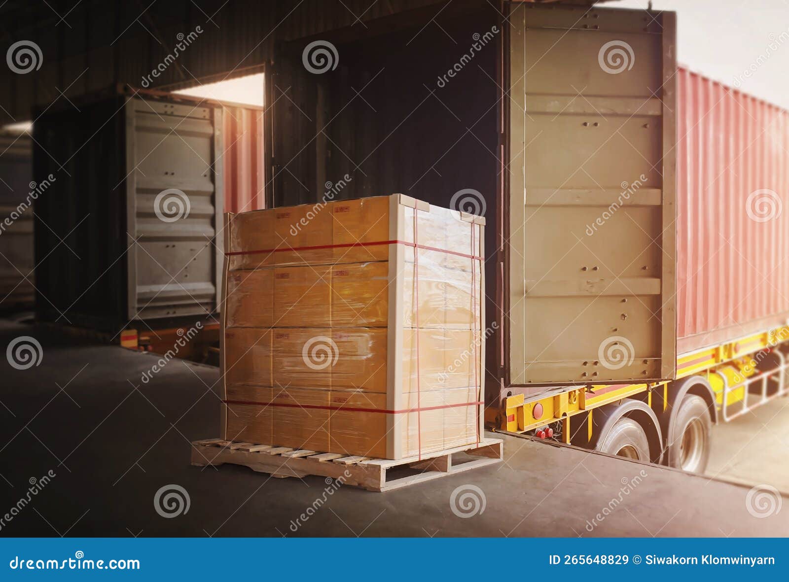 Packaging Boxes Wrapped Plastic Stacked on Pallets Loading into Cargo ...
