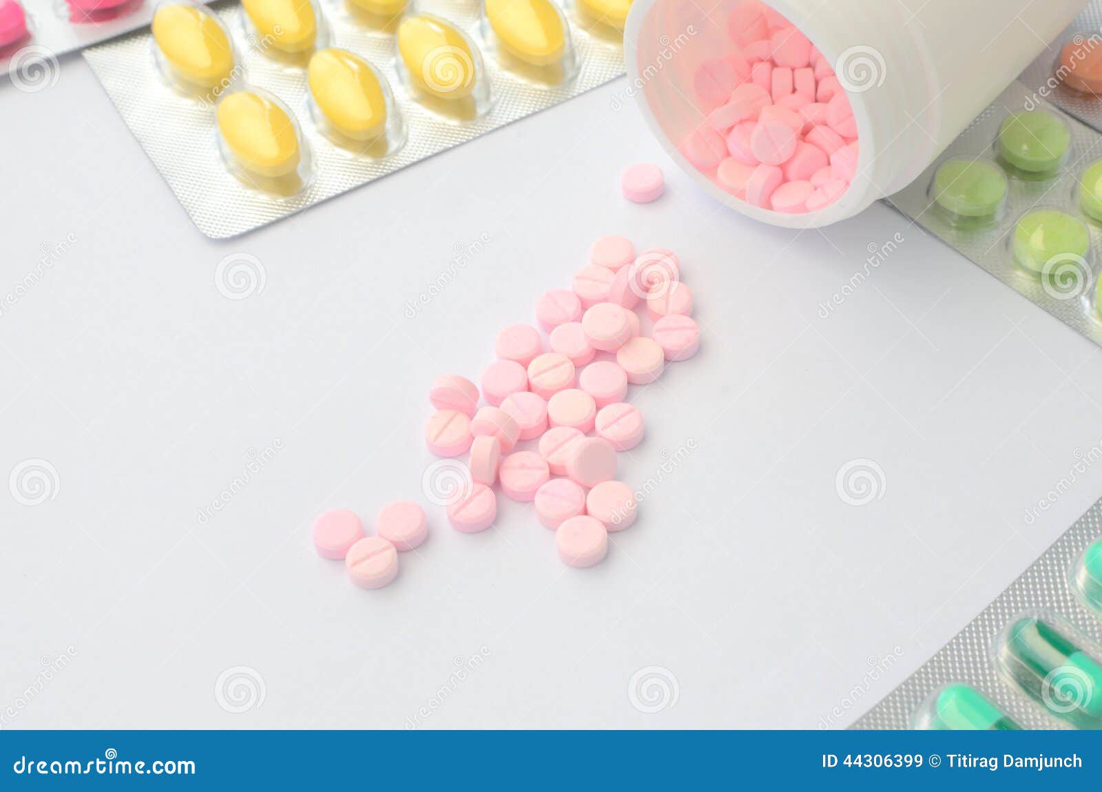 851 Pink Tablet Packaging White Photos - Free & Royalty-Free Stock ...