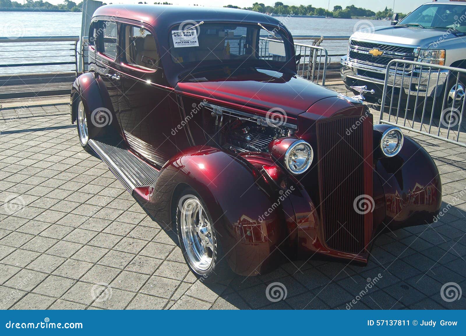1939 Packard Super 8 editorial photo. Image of auto, four - 57137811