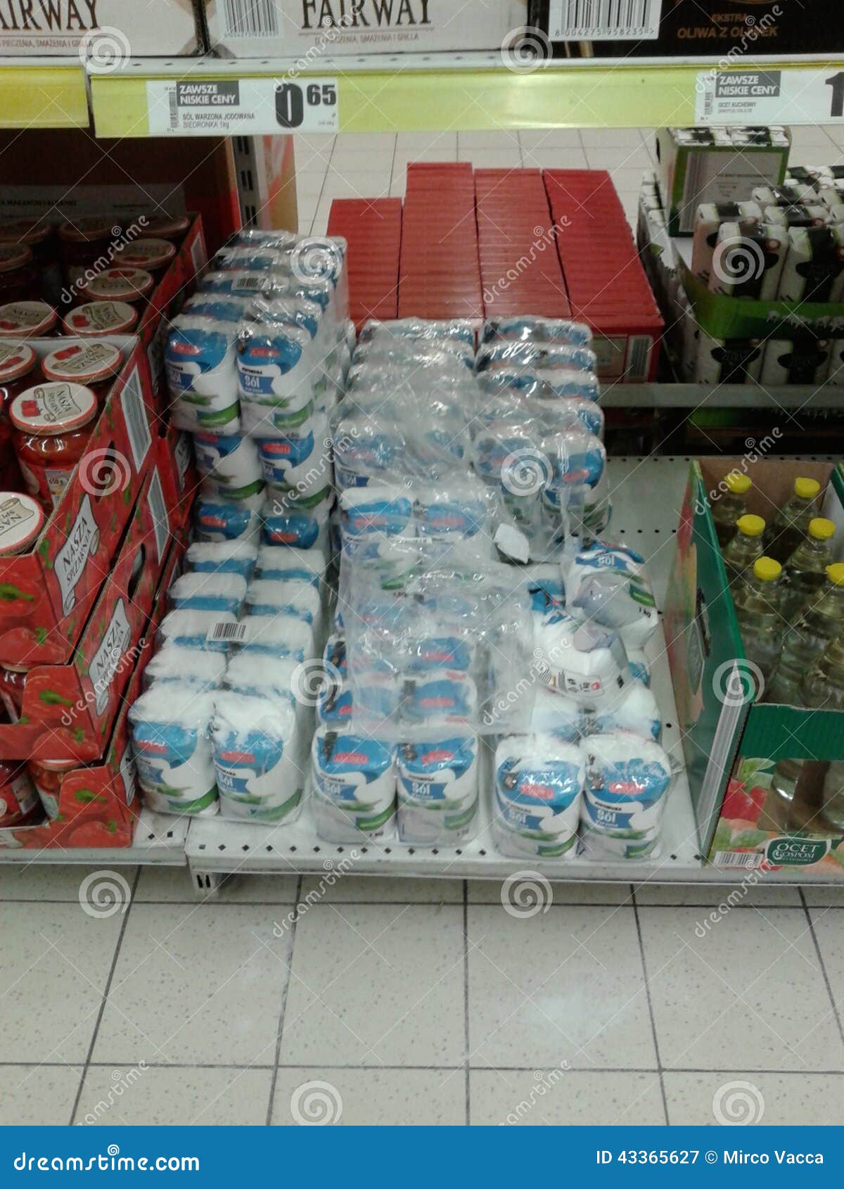 Packed salt editorial photography. Image of supermarket - 43365627