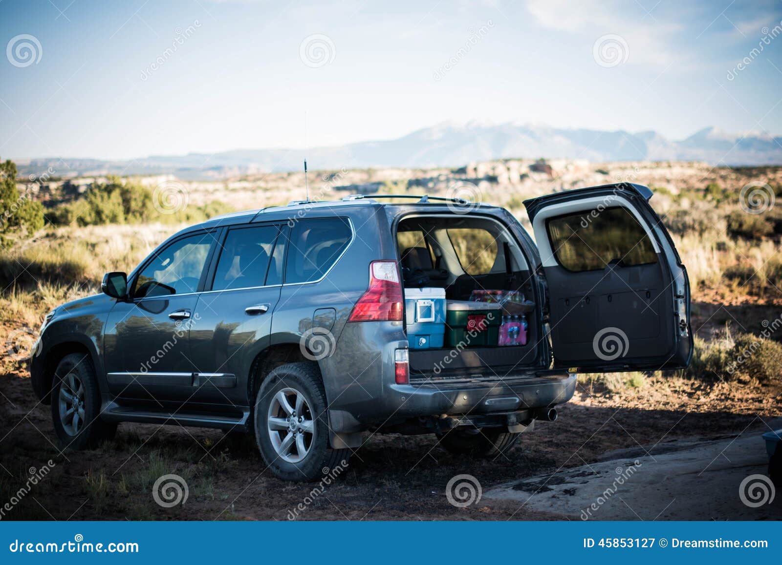 Packed SUV while camping stock image. Image of mountains - 45853127