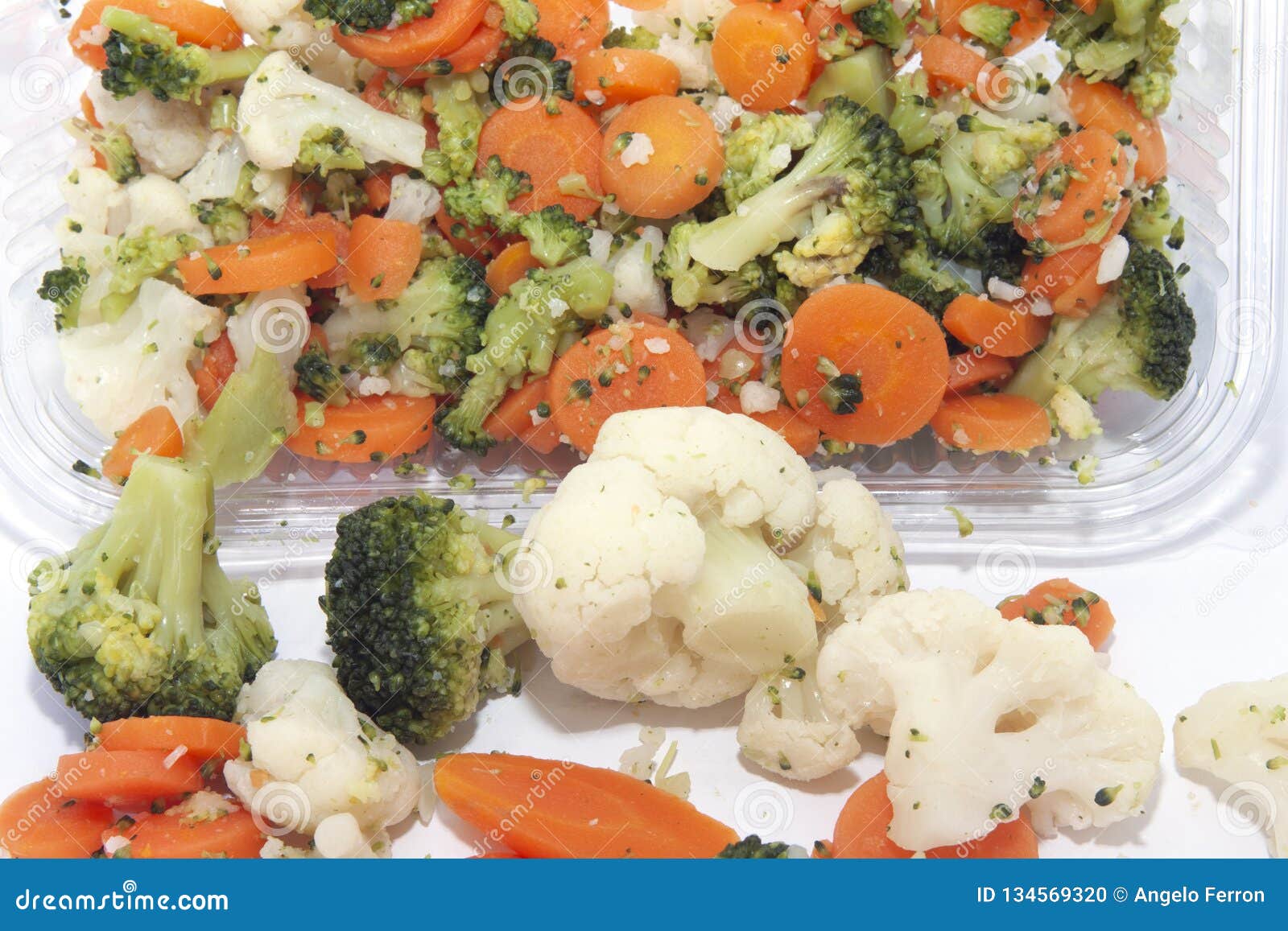 Packet of Mixed Steamed Vegetables Stock Photo - Image of carrots ...