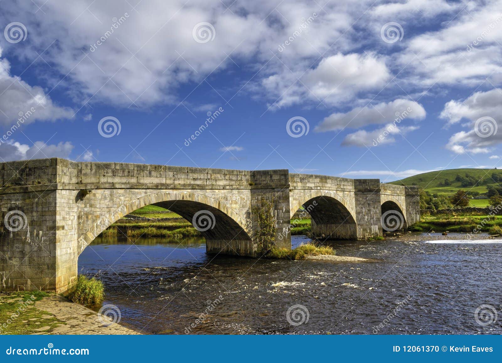 The Old Packhorse Bridge Known As Birk`s Bridge Across The River Duddon ...