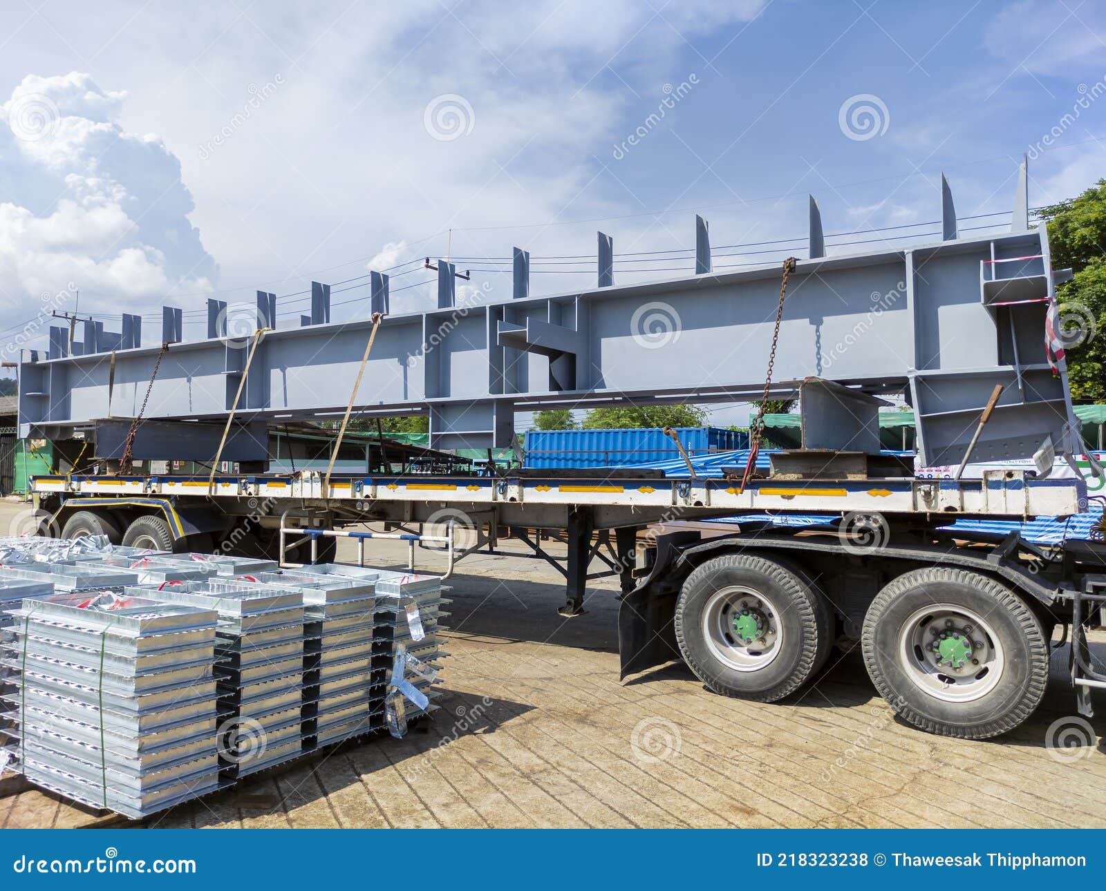 Packing the Steel Column on Trailer for Transportation To Be Installed ...