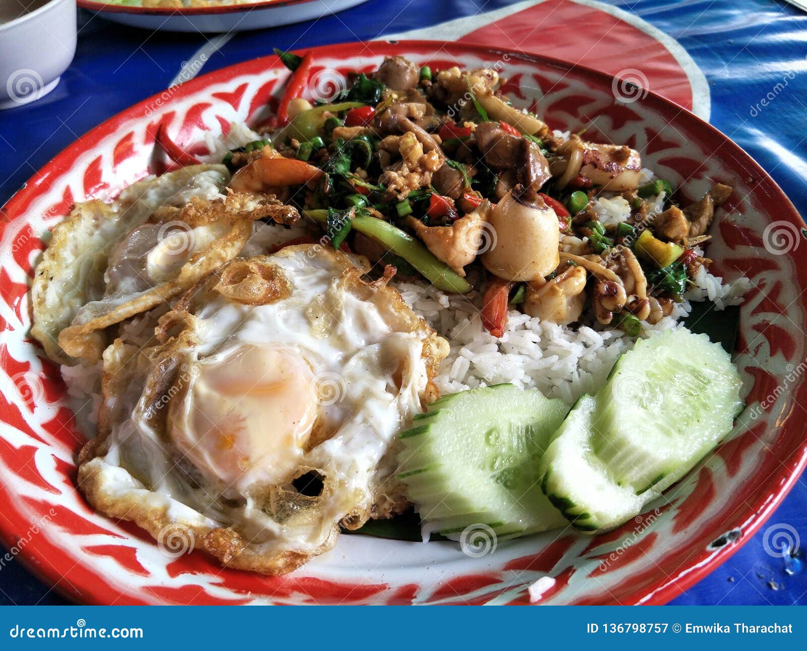 Pad krapow stock image. Image of thaifood, krapow, leave - 136798757