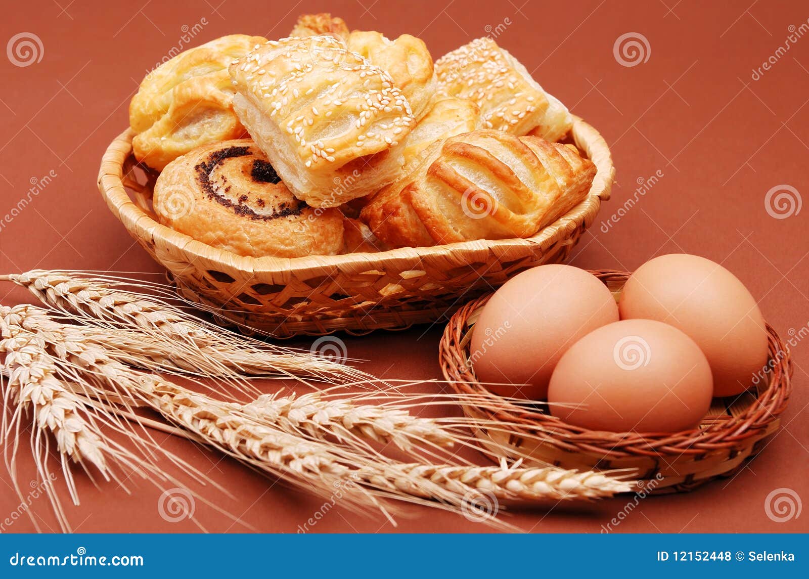 Padaria Com Orelha E Ovos Do Trigo Foto de Stock - Imagem de francês ...