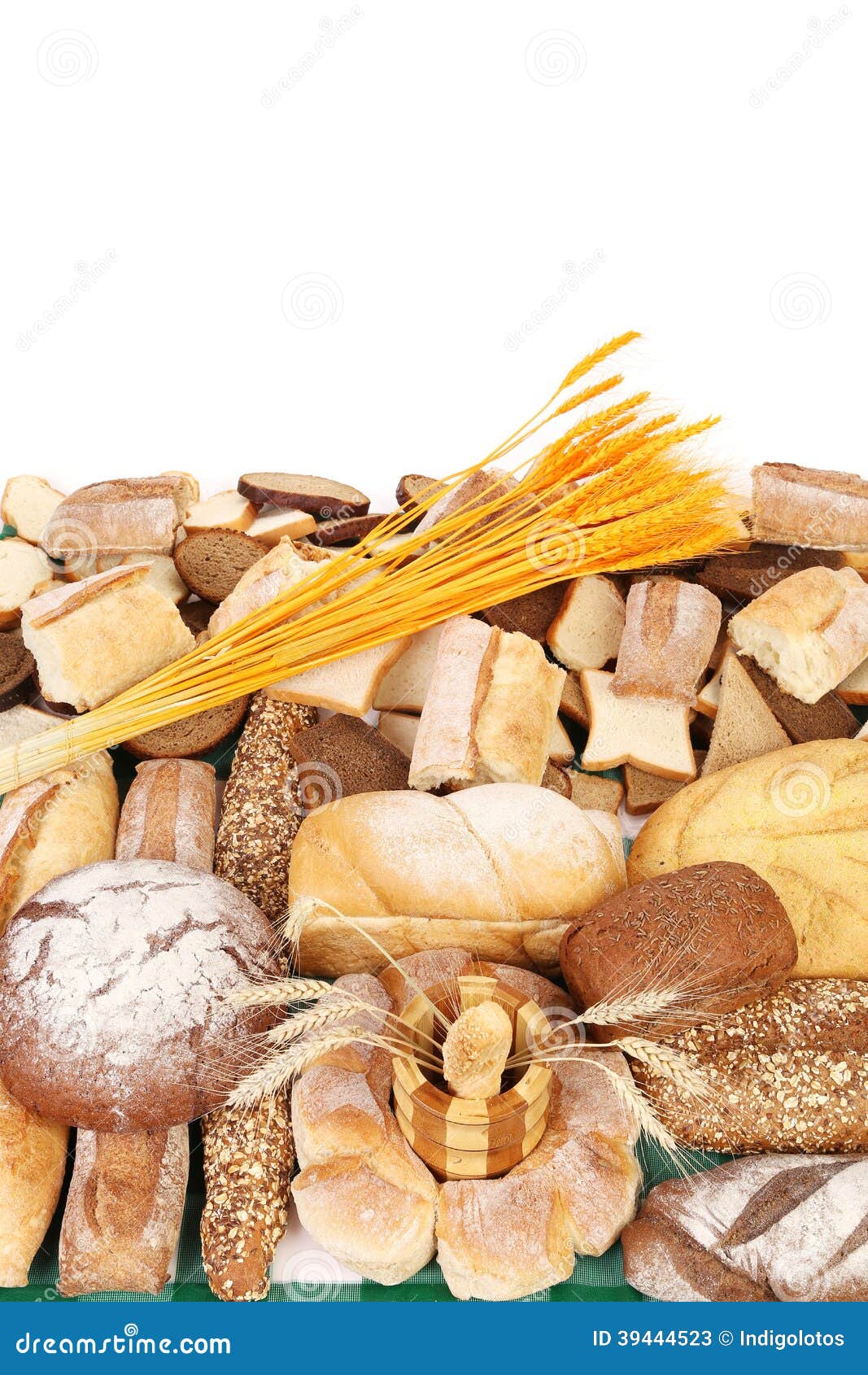 Padaria Com Vaso E As Orelhas De Madeira Do Trigo. Imagem de Stock ...