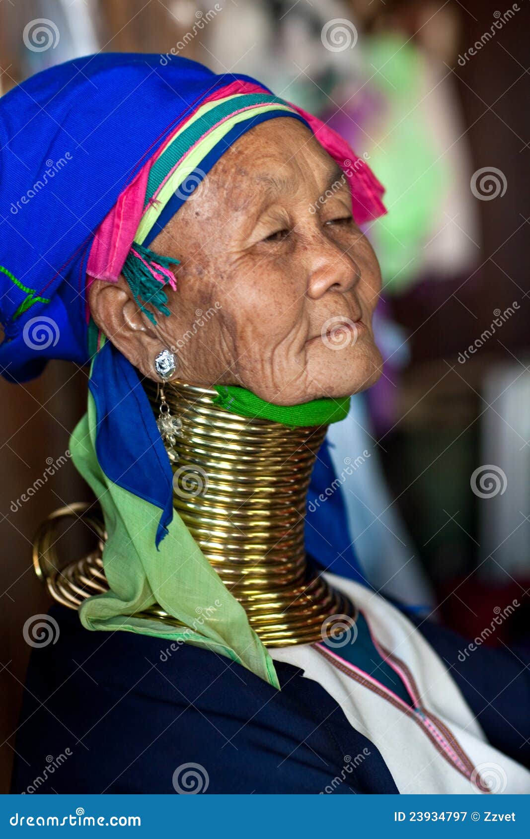 Padaung Tribe woman editorial photography. Image of long - 23934797