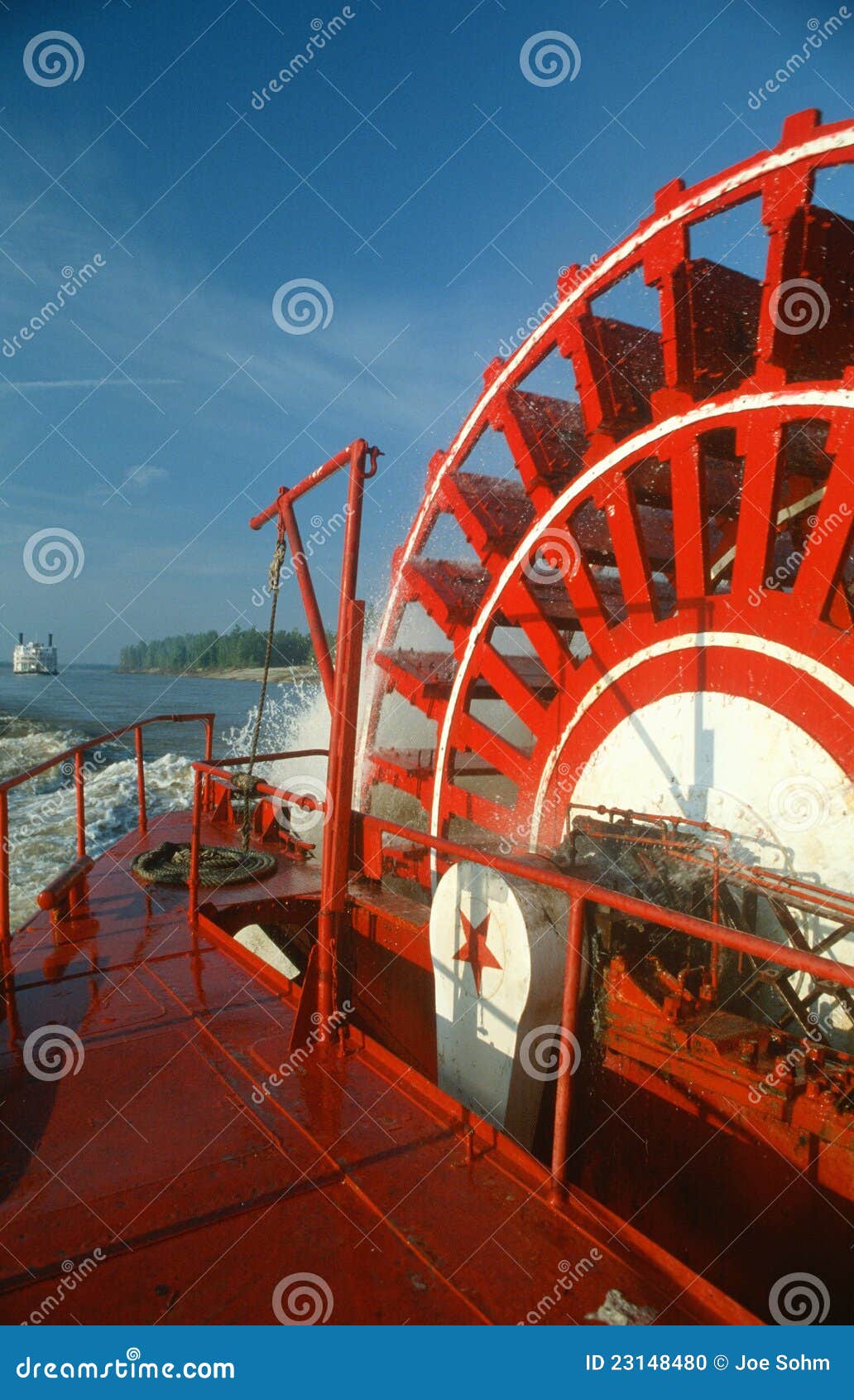 Paddle Wheel of Riverboat on Mississippi River Editorial Image - Image ...