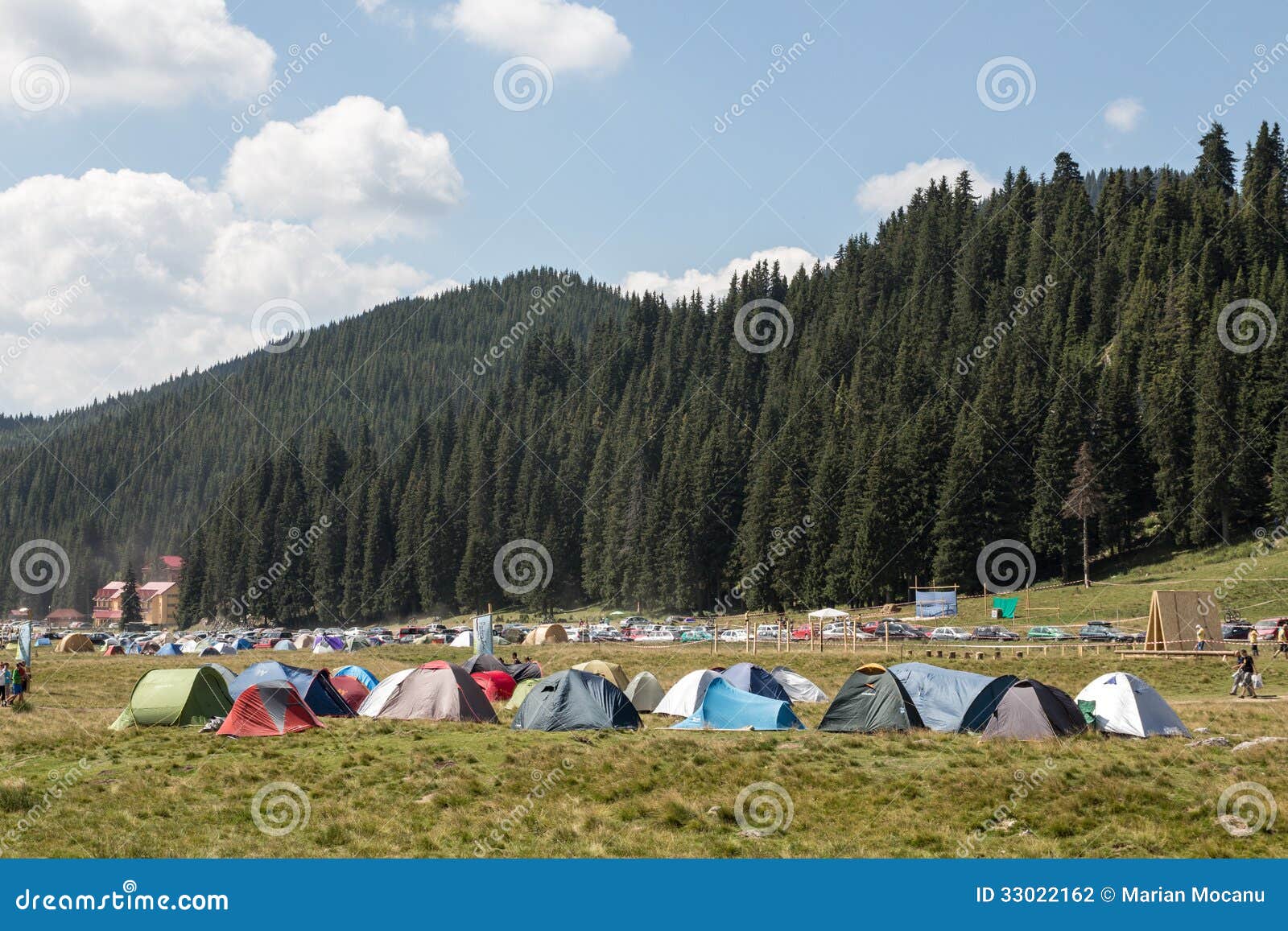 Padina fest 2013 editorial photography. Image of spirituality - 33022162