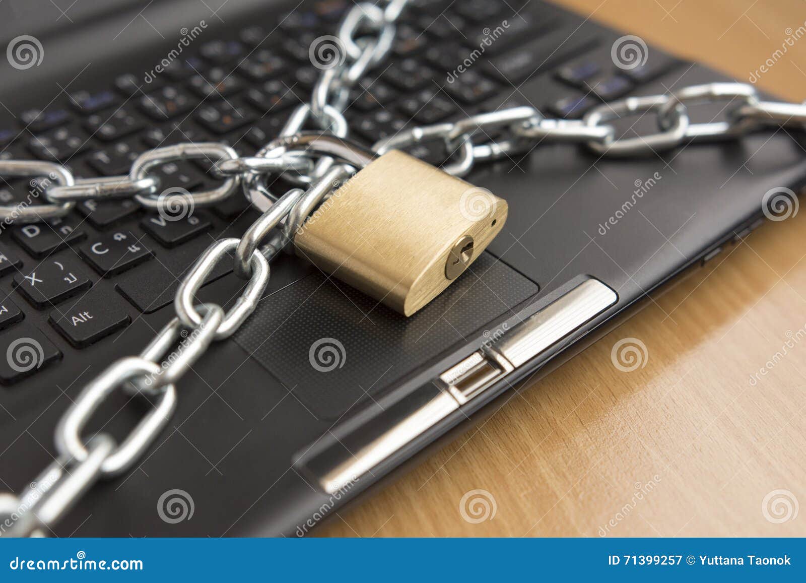 Padlock with Chain Lock on Computer - Computer Security Concep Stock ...