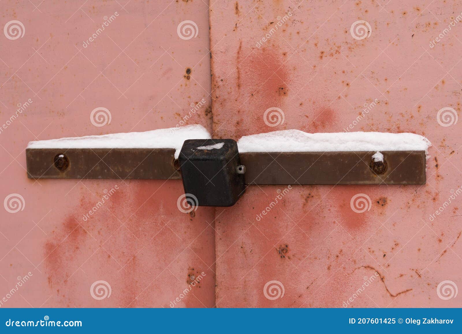 Padlock on an Old Iron Gate with Peeling Paint and Traces of Rust Stock ...