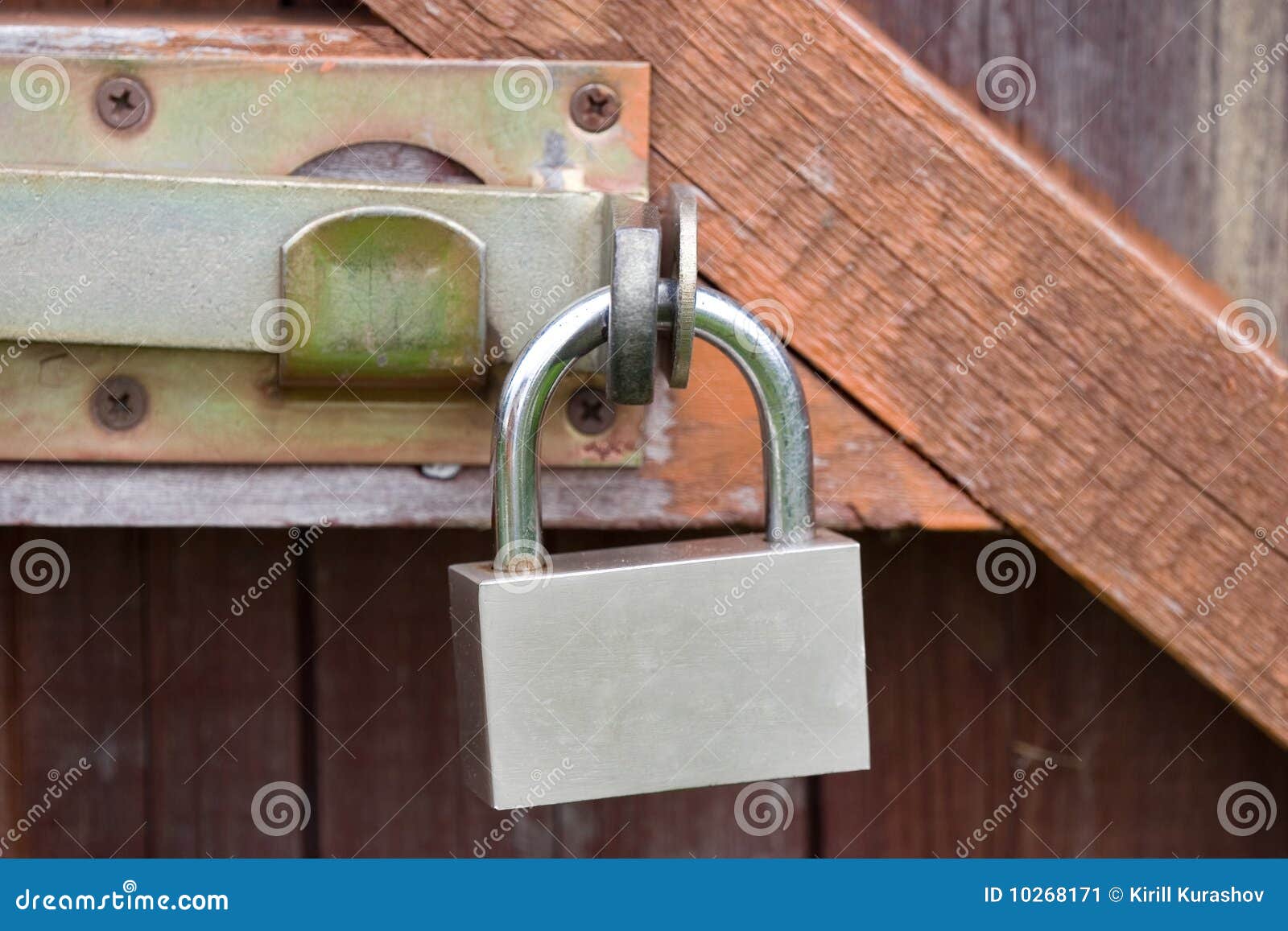 Padlock on an Old Wooden Door Stock Image - Image of protection, lock ...