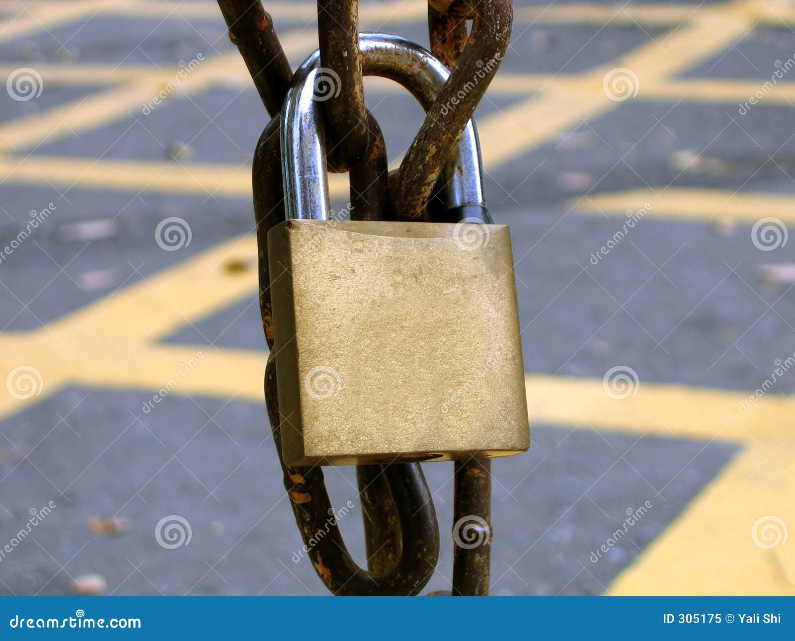 Curved Steel Lock Chain Stock Photos - Free & Royalty-Free Stock Photos ...