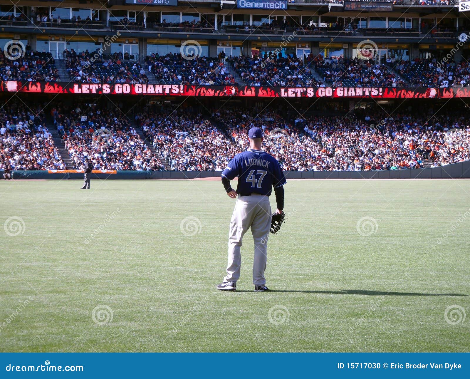 Padres Ryan Ludwick Stands in Right Field Editorial Image - Image of ...