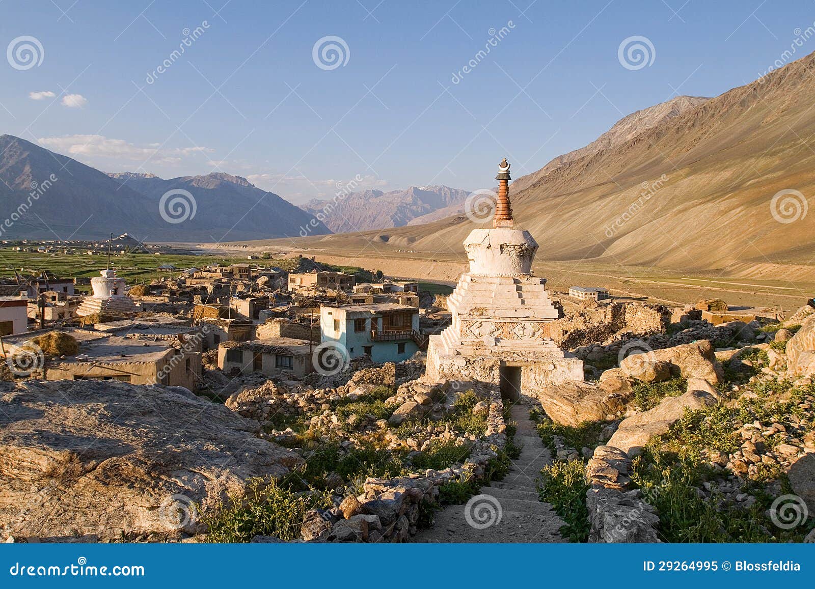 Padum town, Ladakh stock image. Image of ladakh, trekking - 29264995