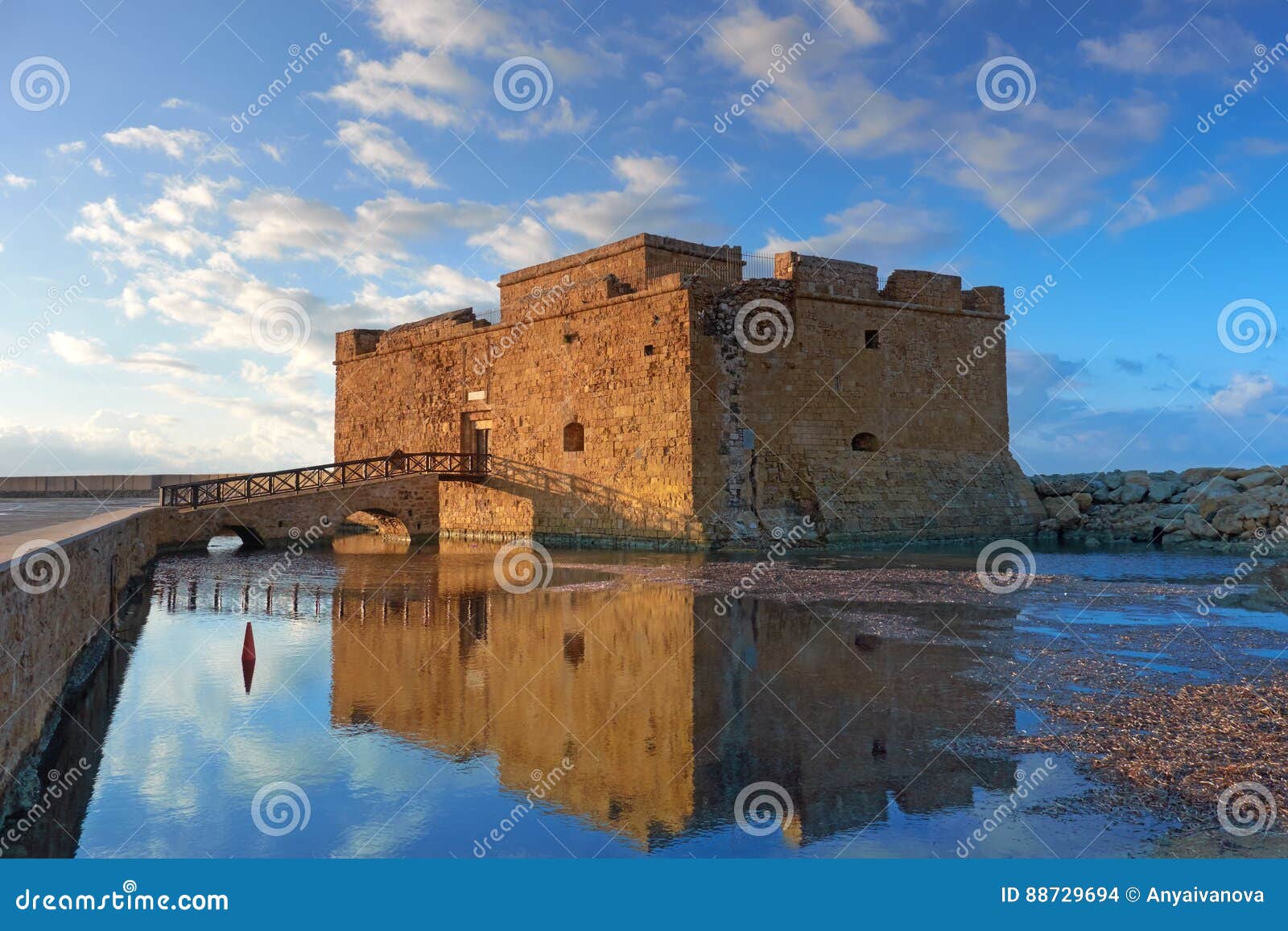 Pafos Harbour Castle in Cyprus Stock Photo - Image of byzantine, island ...