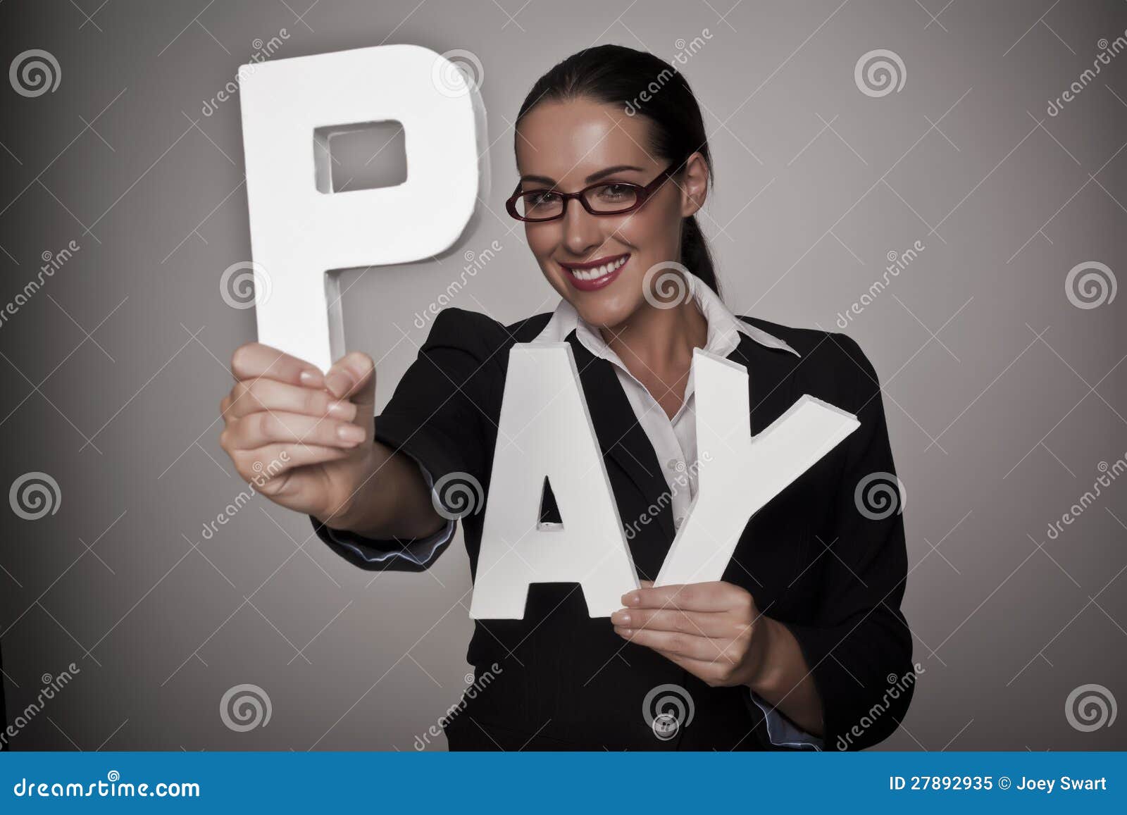 Paga para la mujer. imagen de archivo. Imagen de feliz - 27892935