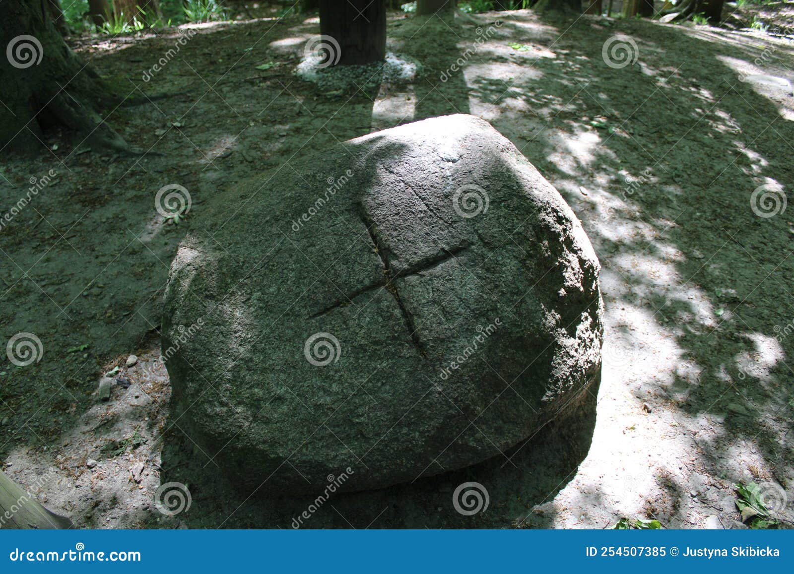 Pagan altar stock image. Image of vikings, viking, deities - 254507385