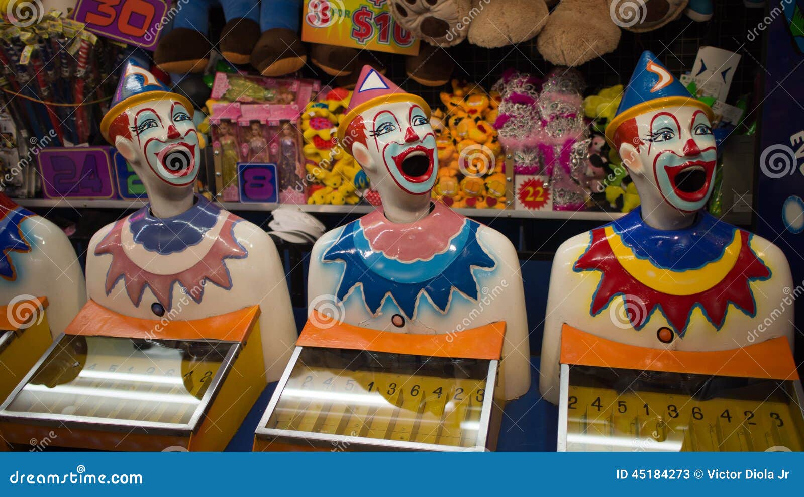 Pagliacci Di Risata Di Carnevale Immagine Stock - Immagine di ...