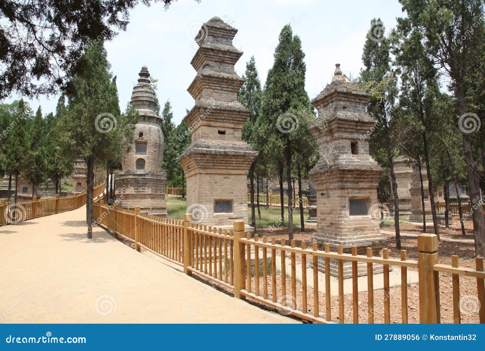 Pagoda Forest at the Temple in Shao Lin Stock Photo - Image of cultural ...