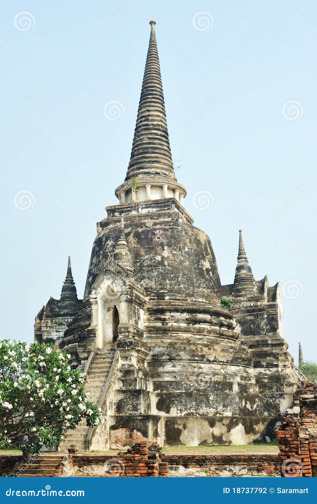 Pagoda in the temple stock photo. Image of touristic - 18737792