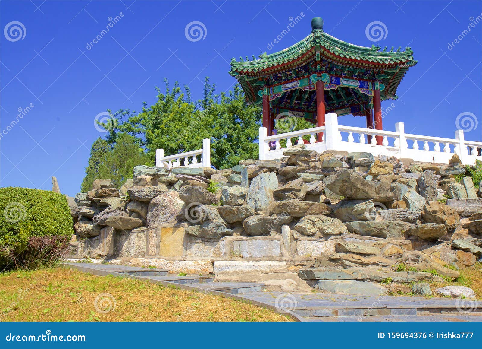 Pagodas in Ritan Park, Beijing Stock Photo - Image of central, tourist ...