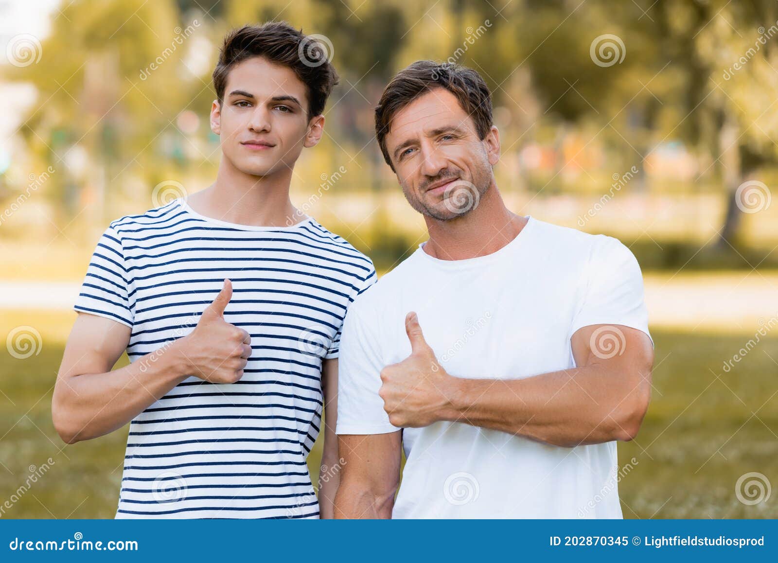 Pai E Filho Adolescente Imagem De Stock Imagem De Menino 202870345