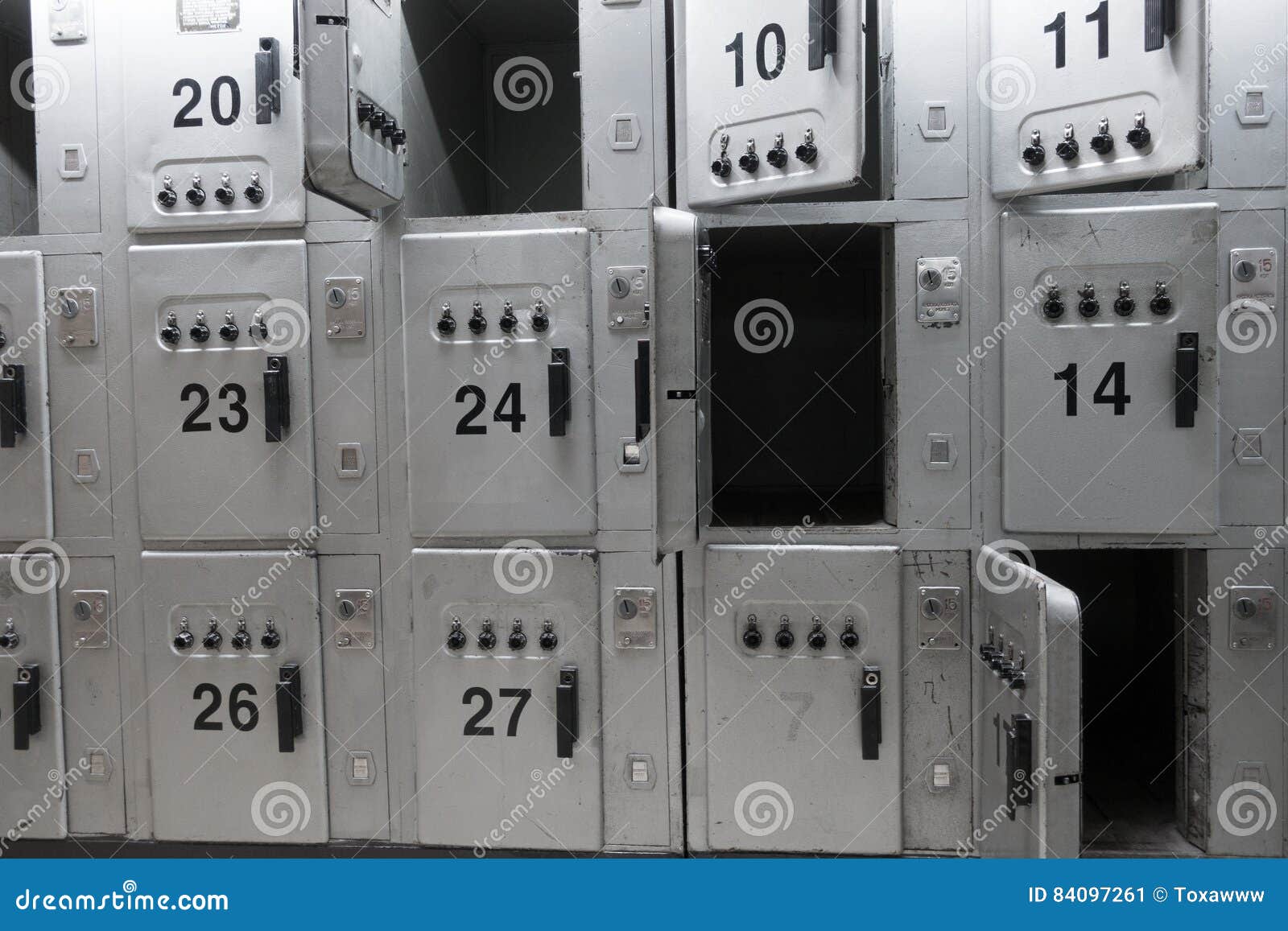 Paid Luggage Storage on the Bus Station Stock Image - Image of safe ...