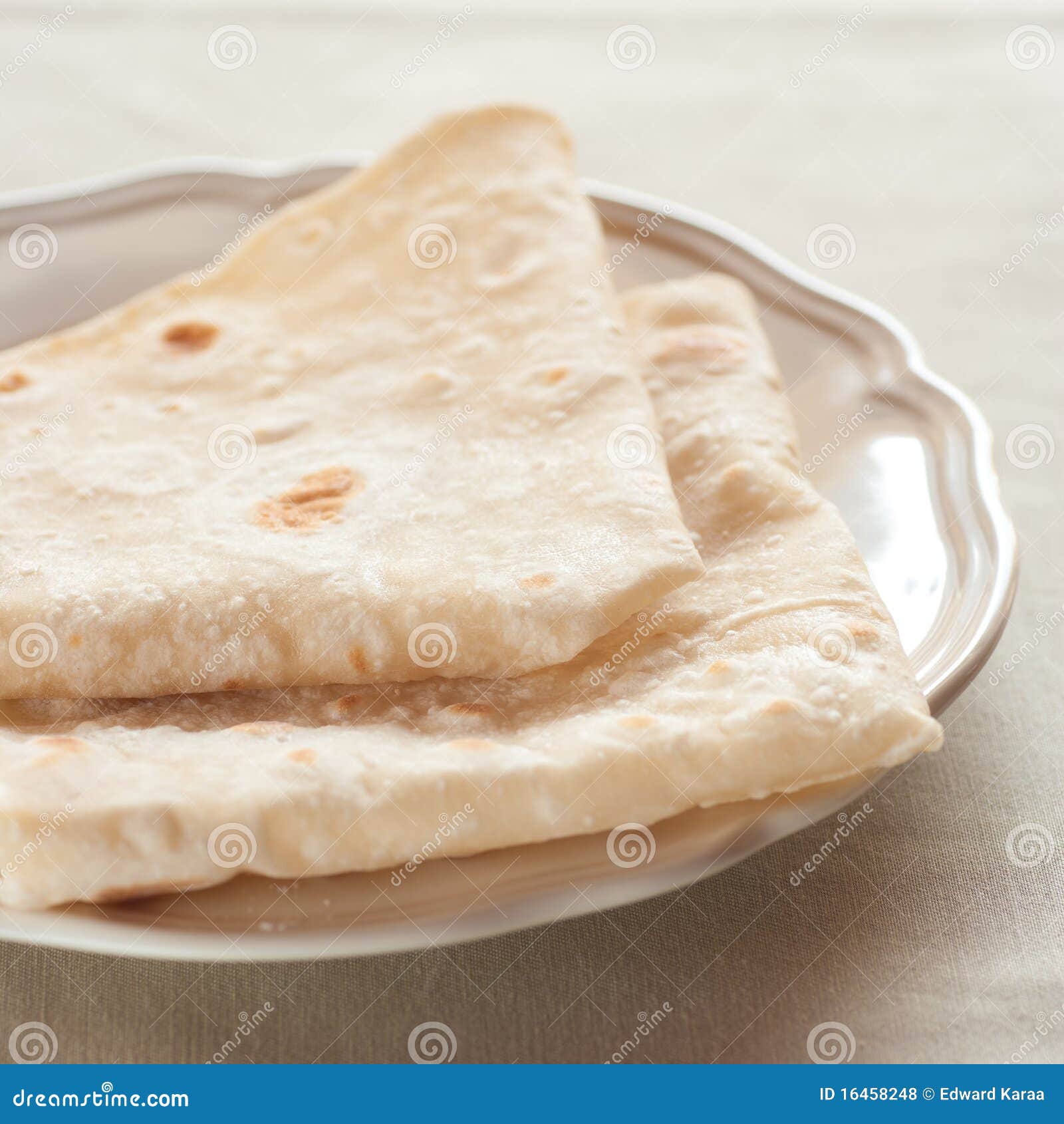 Pain de Saj photo stock. Image du libanais, cuisine, sain - 16458248