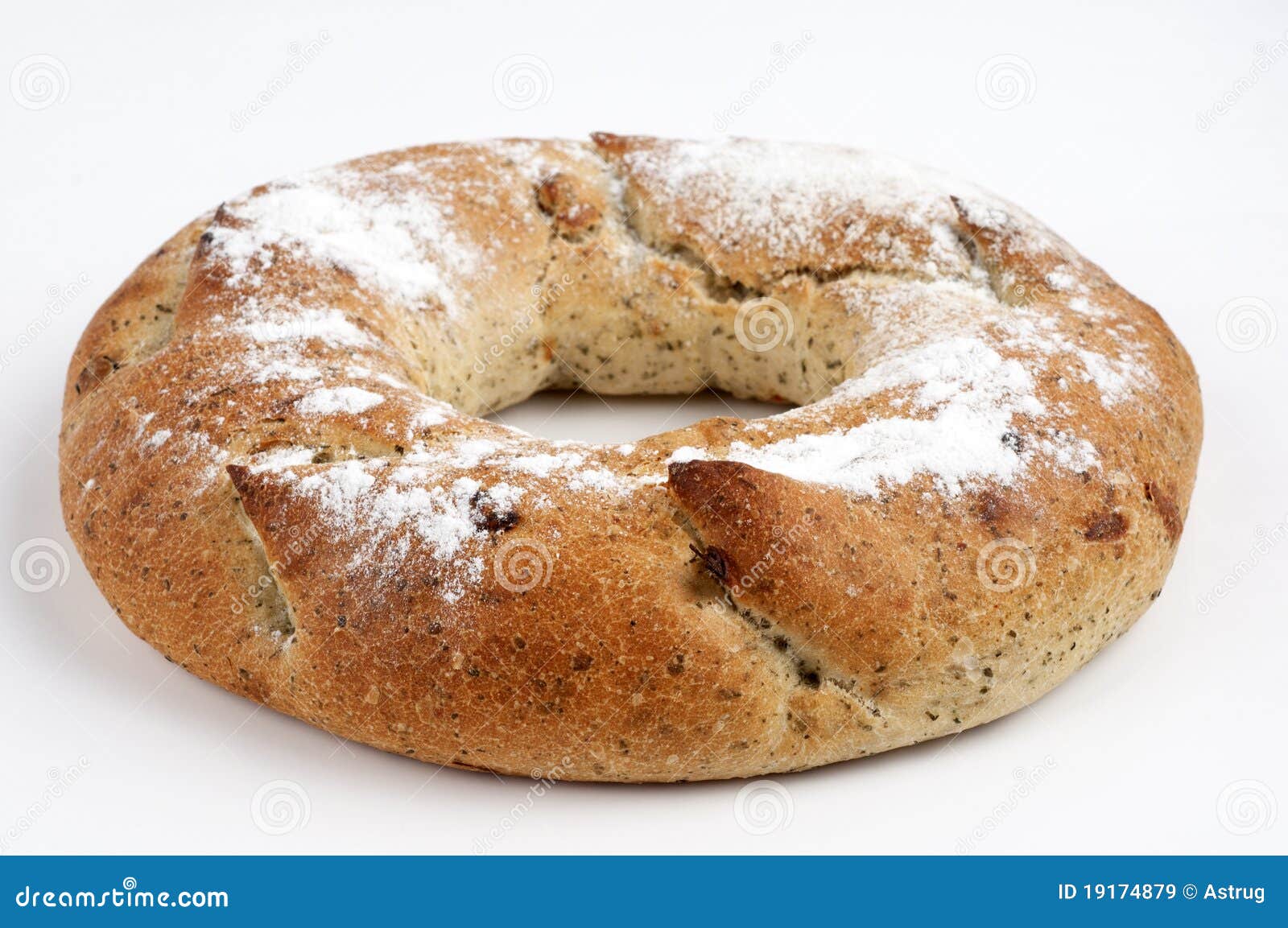 Pain rond complet image stock. Image du manger, ingrédients - 19174879