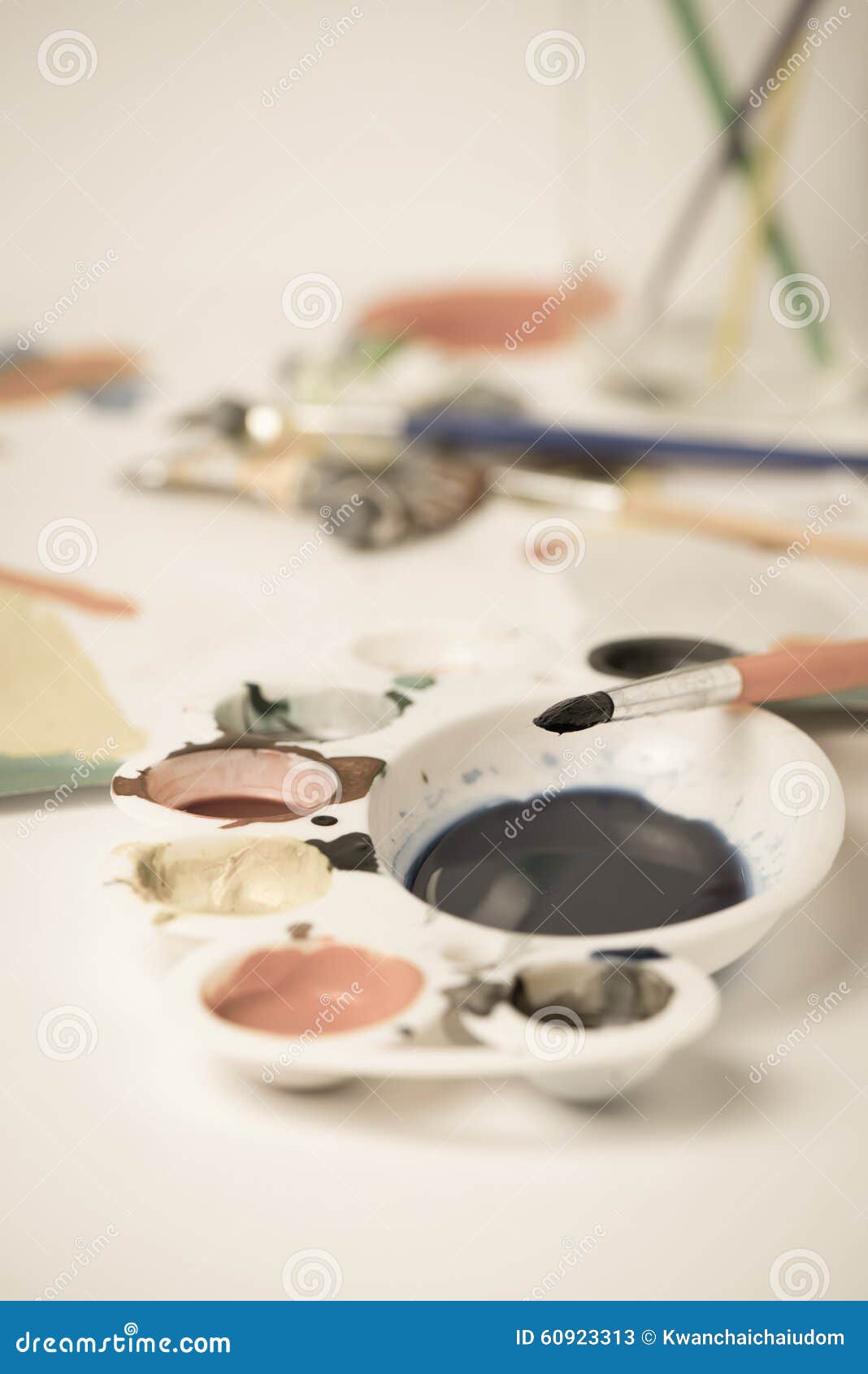 Paintbrush on Color Dish Aged Tone Stock Image - Image of glass, used ...