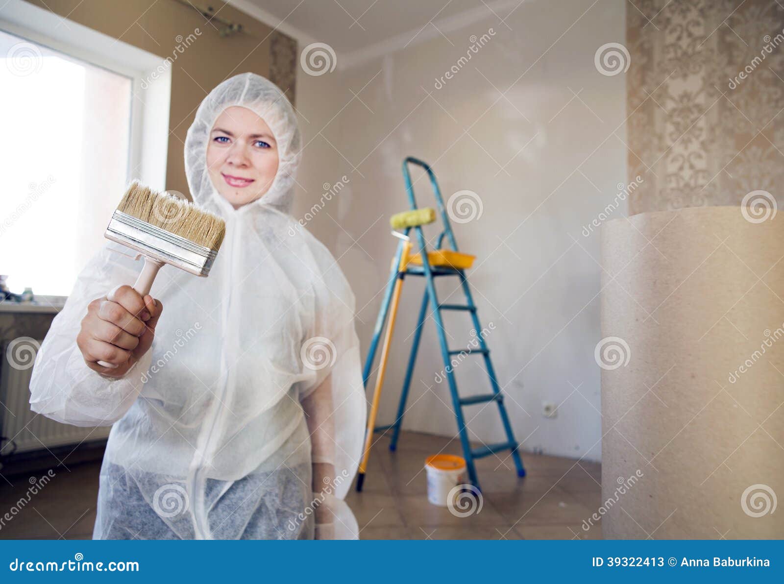 Painter woman stock image. Image of profession, employee - 39322413