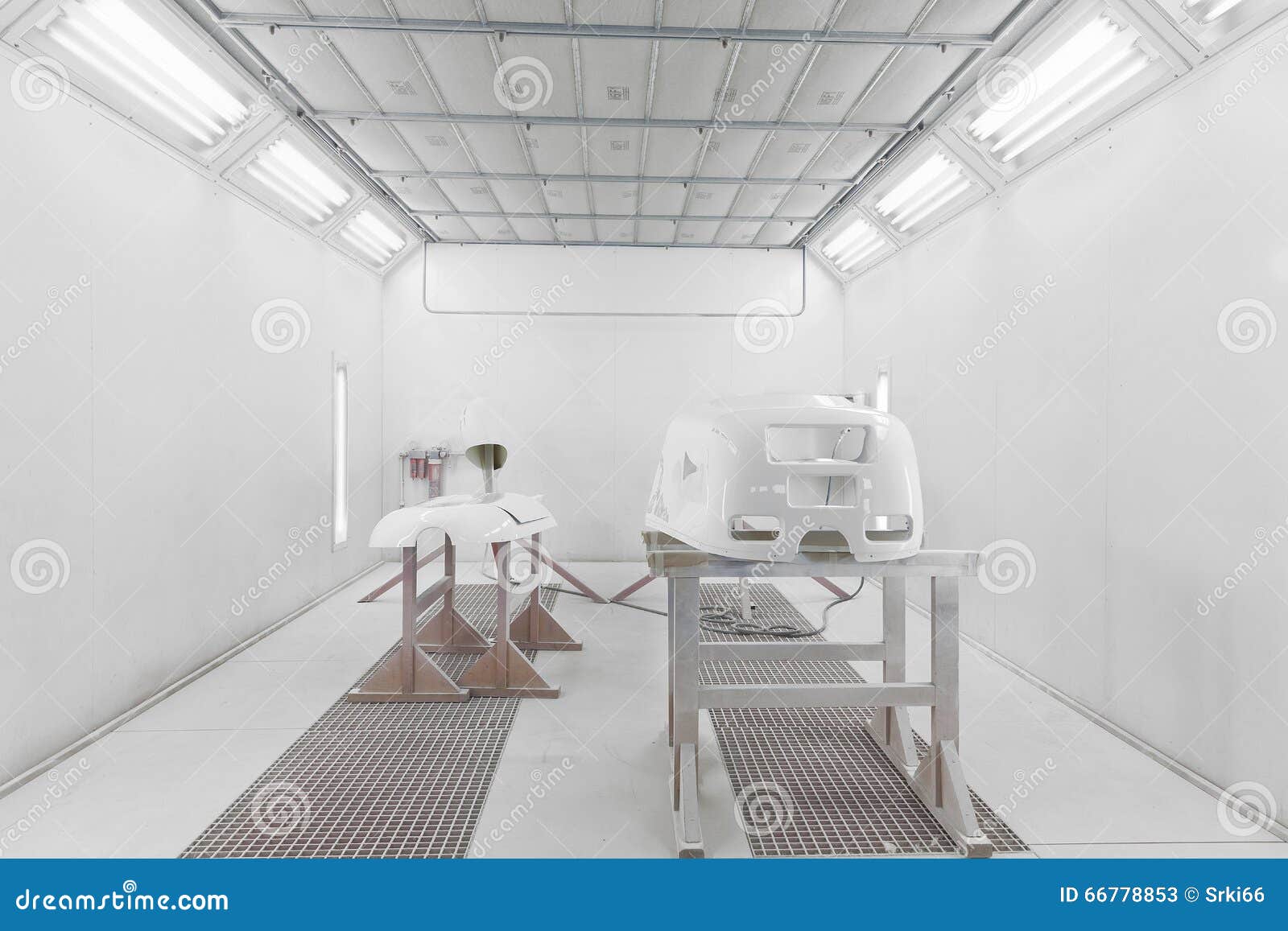 Painting chamber stock image. Image of repair, airbrush - 66778853
