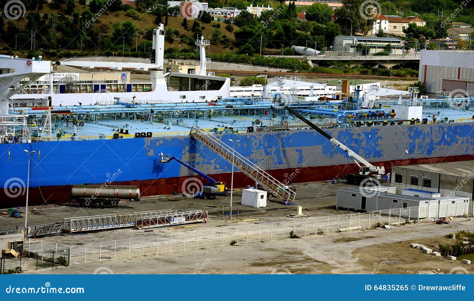 Painting the ship editorial image. Image of lifeboats - 64835265