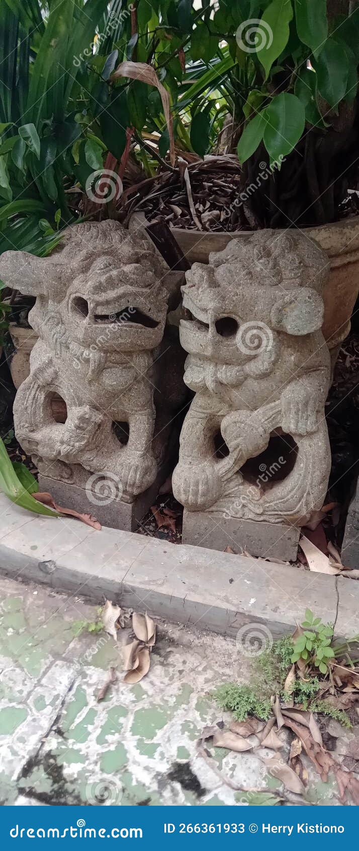 A Pair of Ancient Greenstone Kilin Statues Stock Image - Image of pair ...